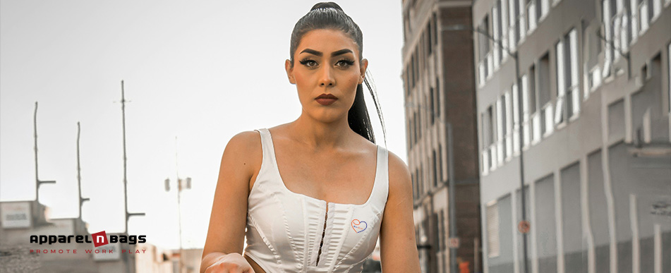 Learn the Difference between Restrictive and Non-Restrictive Clothing